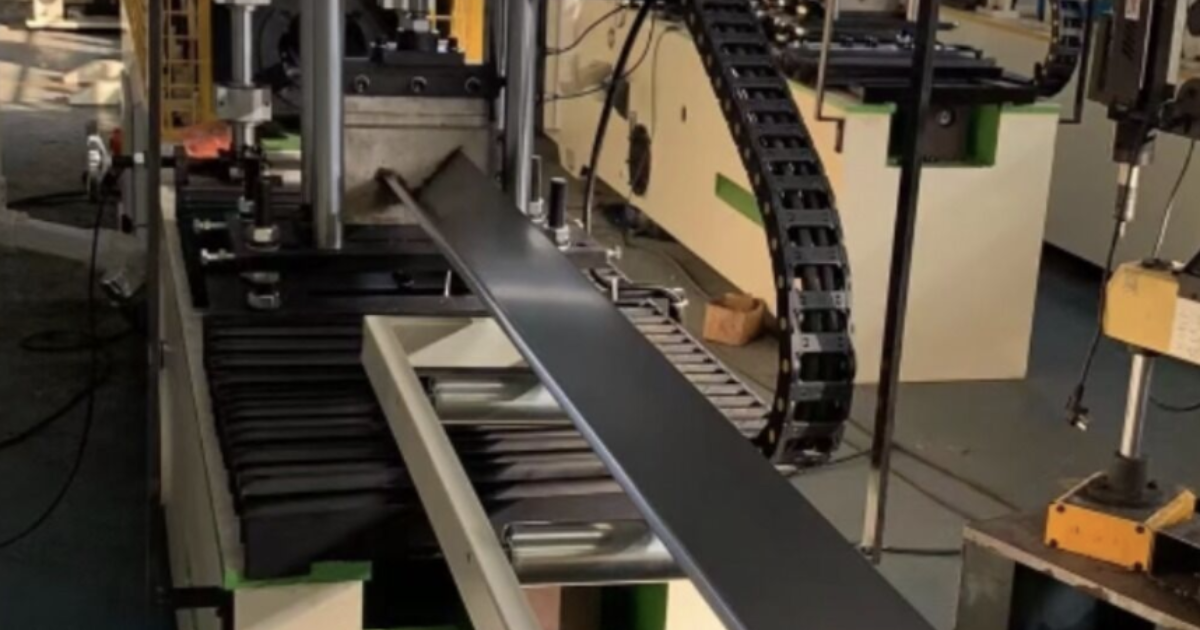 Aluminum drip edge roll forming machine California | Machine Matcher